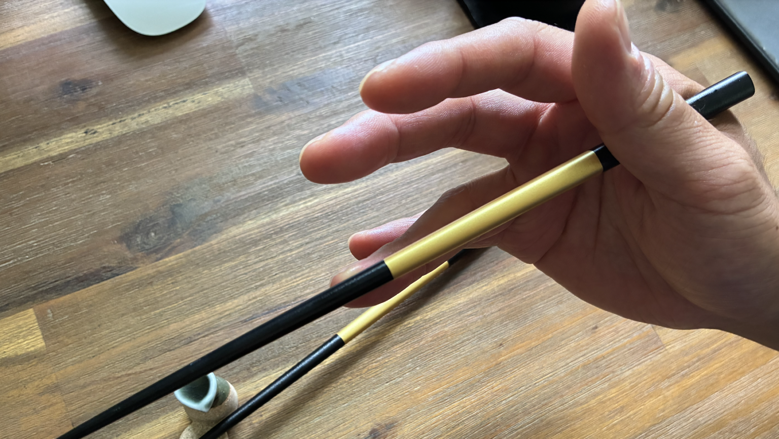 The Do’s and Don’ts of Chopstick Use in Japan | My Sekai Classroom